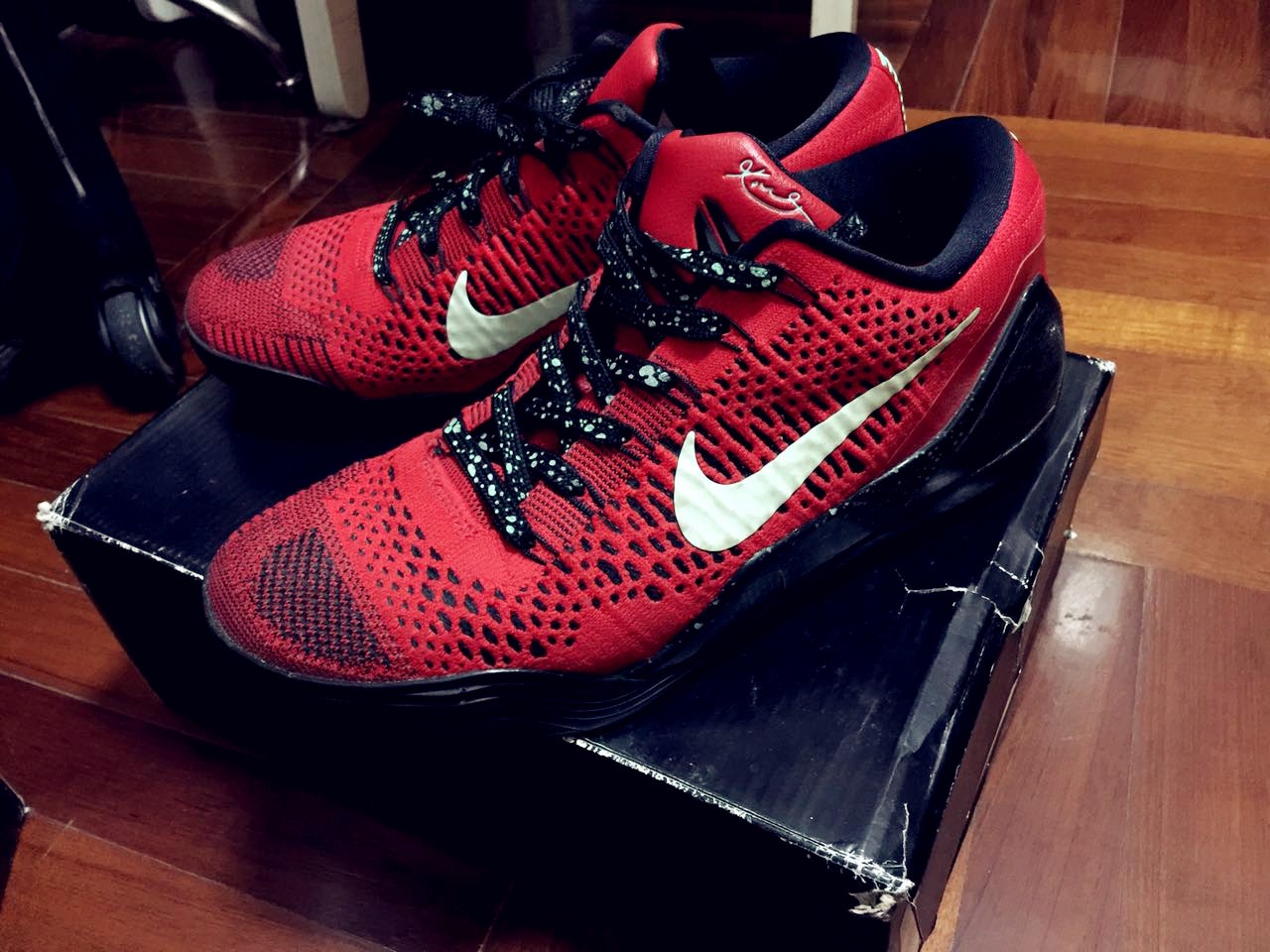 真.zk9 elite low 自制3m反光碳版 全掌zoom定制版 加实战评测-识货晒物