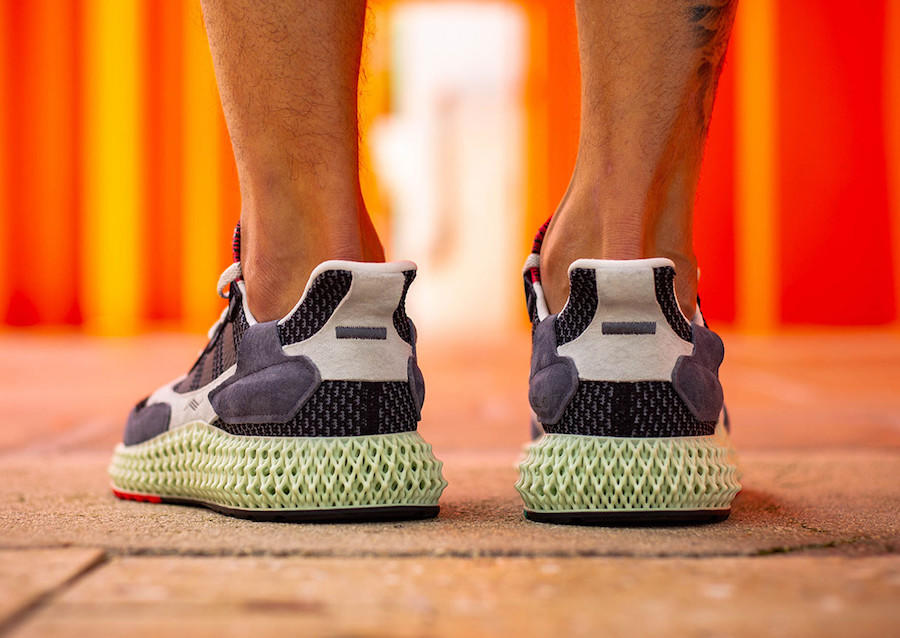 全新 4D 鞋型再度曝光！adidas ZX 4000 4D 上脚美图欣赏-识物