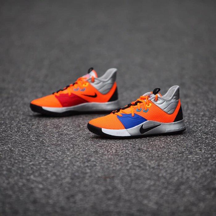 以Armstrong Building 703为灵感, 实拍预览Nike PG3-识物