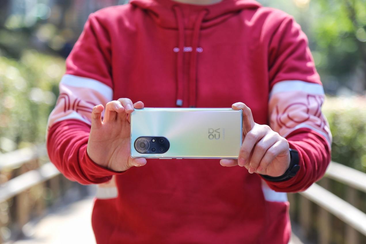 拍Vlog作品，手机足矣，华为nova8 Pro上手体验-识物