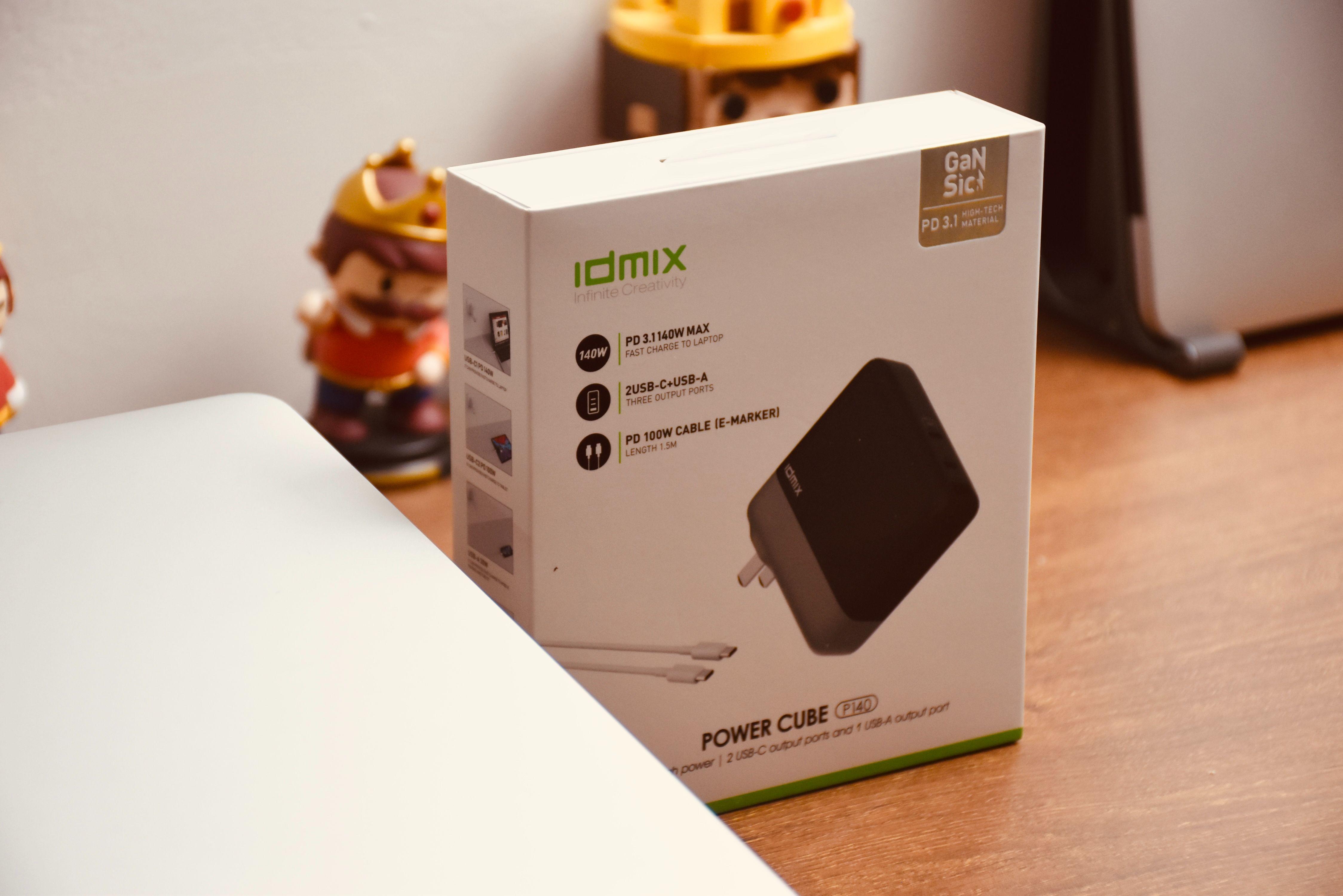 苹果全家桶一个搞定，IDMIX 140W氮化镓充电器，满足3台设备同时充电-识物