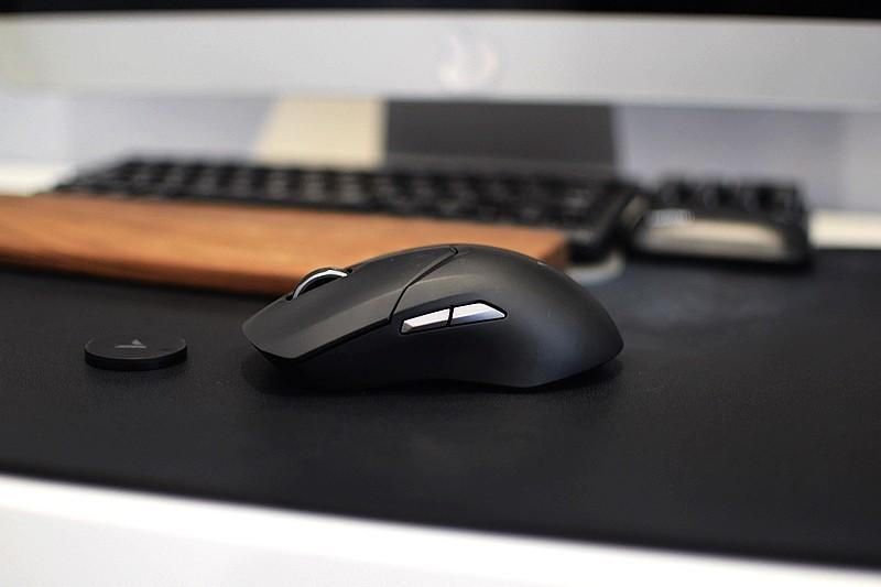 78克 原相3399电竞光学引擎 雷柏VT9双模电竞游戏鼠标-识物